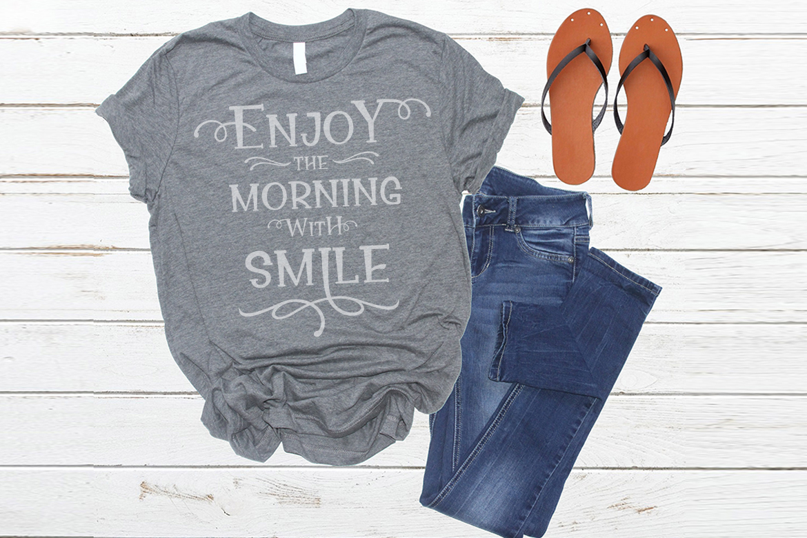 Homina on Yellow Images Creative Store